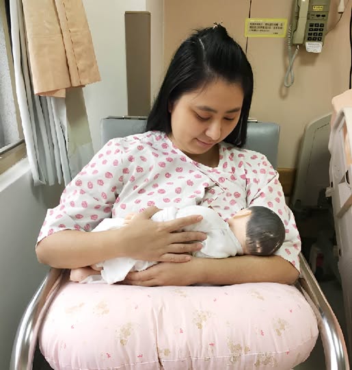 62歲媽媽三度懷孕！她傻眼「老娘停經16年了」還是中標，72歲老公「早就已經結紮」醫生都看傻 - MyBB